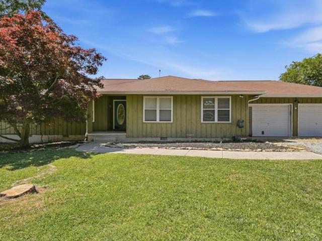 936 Cowboy Sams, Trenton, GA 30752