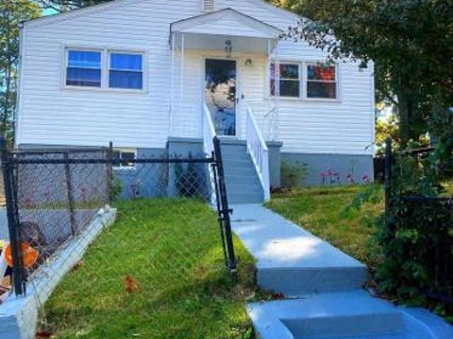 936 Clovis Ave, Capitol Heights, MD 20743