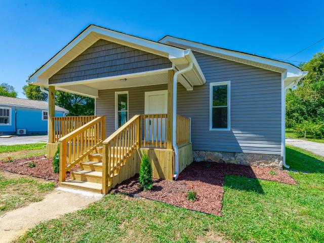 936 Cross St, Rossville, GA 30741 | MLS #1519 | Compass