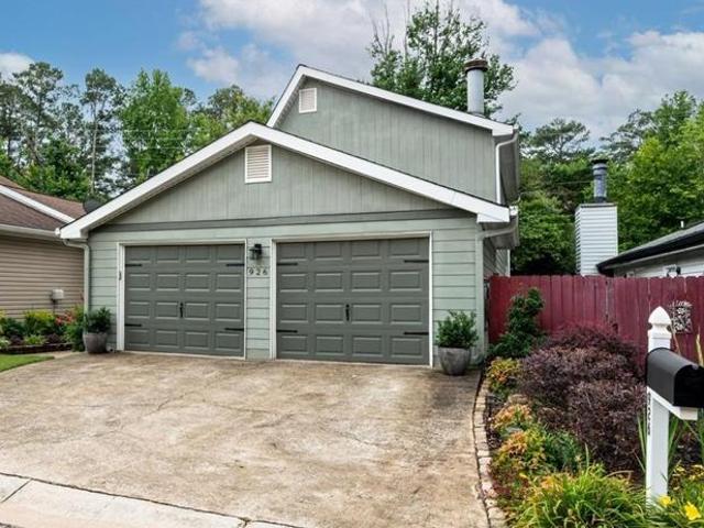 936 Bobcat Ct SE, Marietta, GA 30067