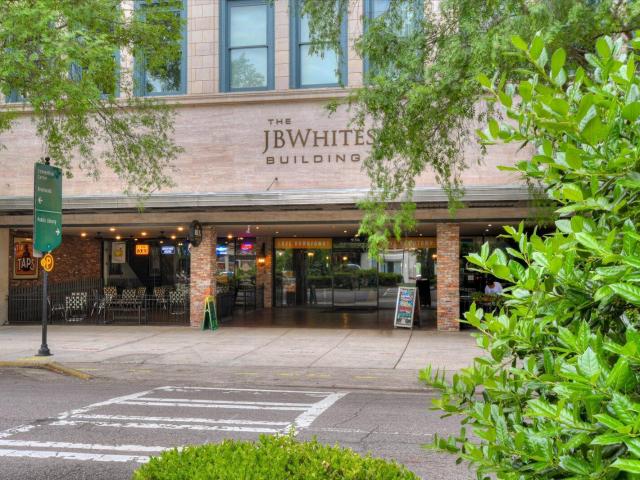 936 Broad St, Unit 304, Augusta, GA 30901 | MLS #552830 | Compass