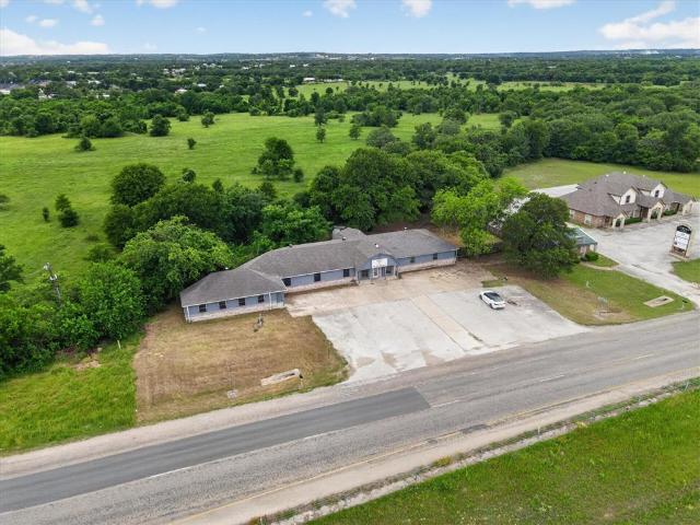 936 E Highway 199