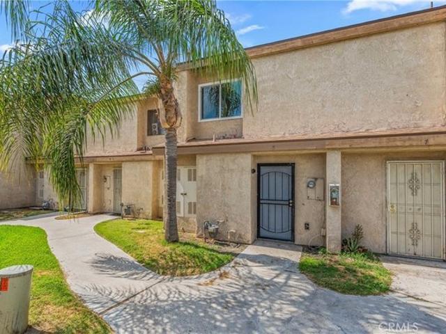 936 Fairway Dr Apt 8, Colton, CA 92324