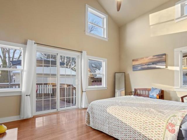 936 Osheridan St, Madison, WI 53715