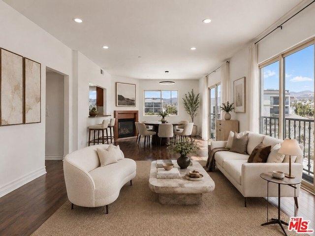 936 N Hudson Ave Apt 302, Los Angeles, CA 90038