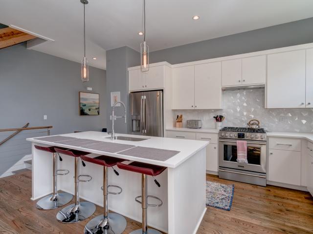 936 Southside Pl