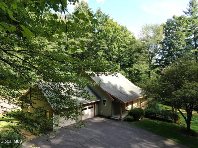 936 Ridge Road