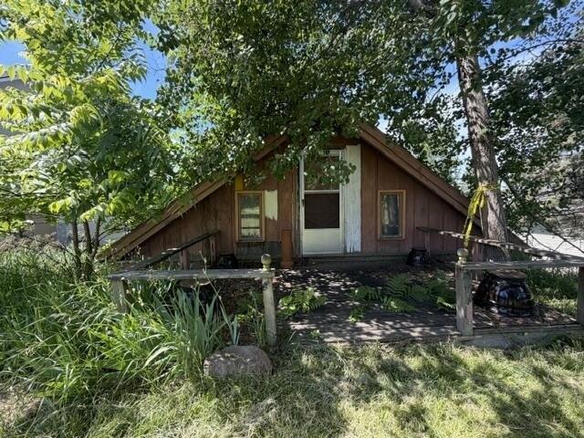 9374 Miramichi Dr, Evart, MI 49631