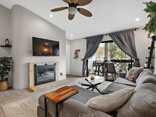 9374 Twin Trails Dr #203, San Diego, CA 92129