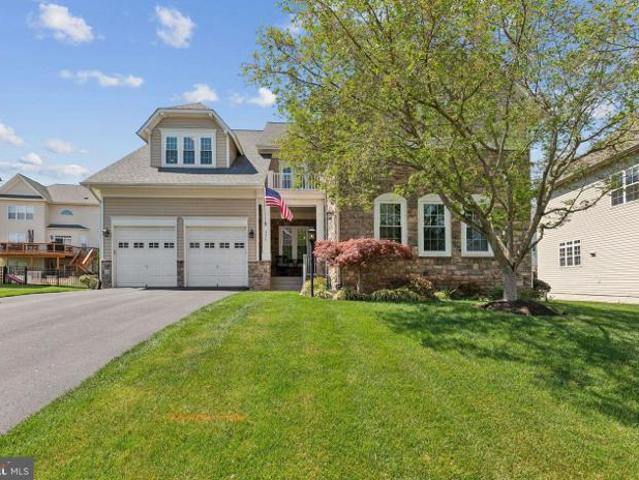9375 Falling Water Dr, Bristow, VA 20136