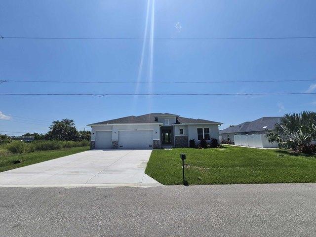 9370 Snapper Cir, Port Charlotte, FL 33981