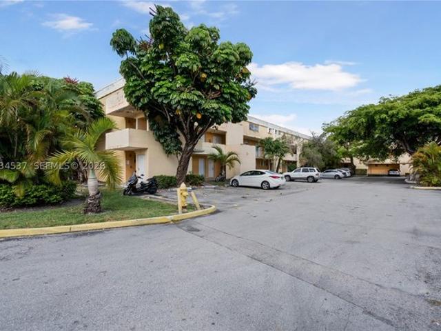 9371 Fontainebleau Blvd Apt I204, Miami, FL 33172