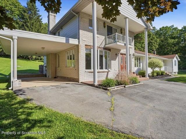 937 Cortez Rd, Jefferson Township, PA 18436