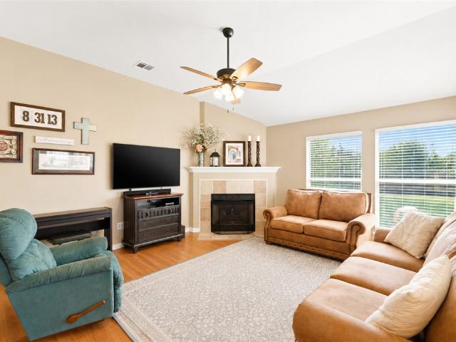 937 Crested Point Drive