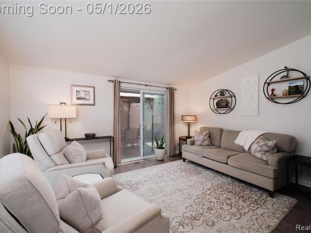 937 Allen Drive