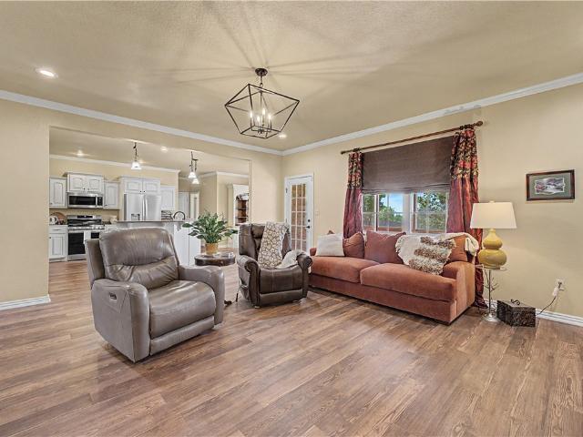 937 Aylesbury Lane