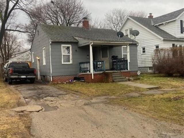 937 Barrie Ave, Flint, MI 48507