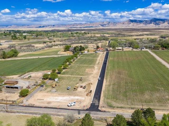 937 Big Jake Ln, Grand Junction, CO 81505