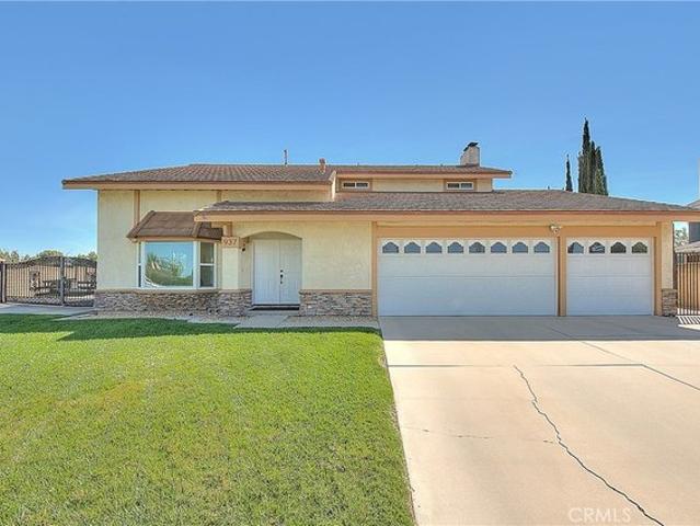 937 Brandywine Ln, Corona, CA 92878