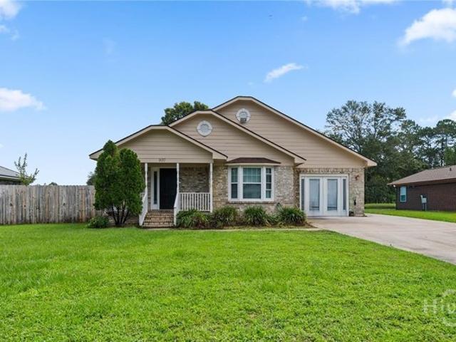 937 Gulfstream Rd, Hinesville, GA 31313
