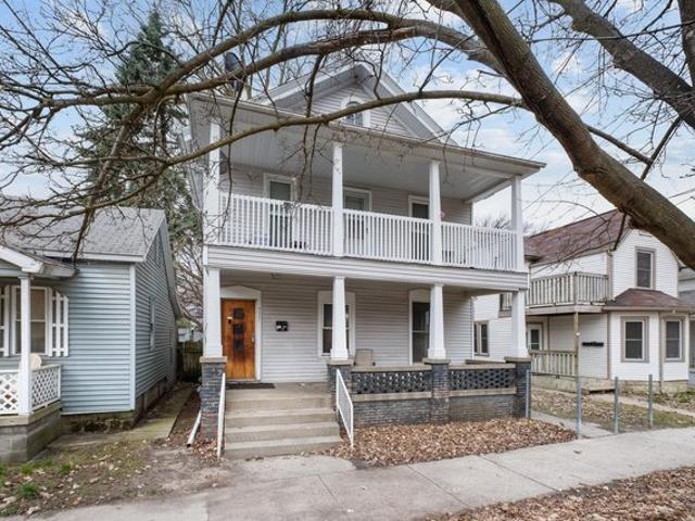 937 Davis Ave NW, Grand Rapids, MI 49504