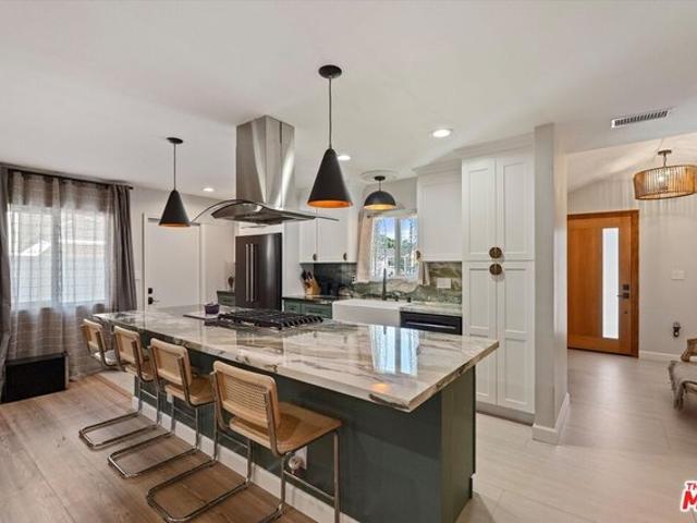 937 E 222nd St, Carson, CA 90745