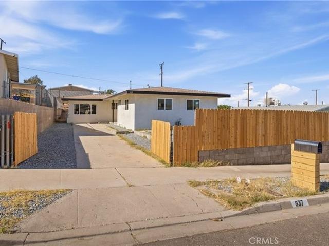 937 E Elizabeth St, Barstow, CA 92311