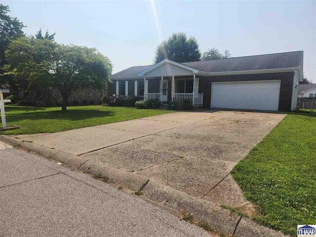 937 E Sunset Pike Dr, Terre Haute, IN 47802