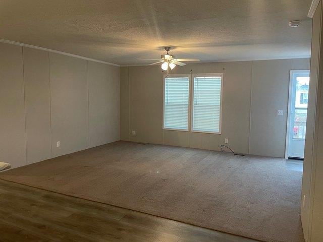 937 Kathy Cir Unit 937, Flint, MI 48506
