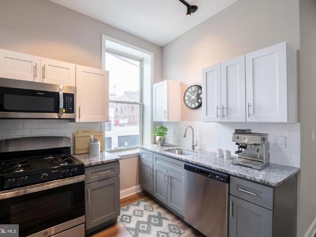 937 N 2Nd Street # UNIT 2F