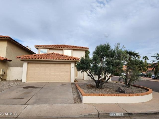 937 N Sinova St, Mesa, AZ 85205