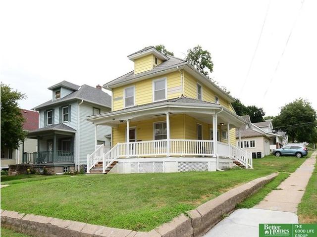 937 S 38th Ave, Omaha, NE 68105