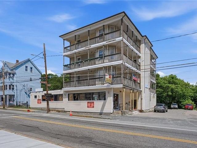 937 Social St, Woonsocket, RI 02895
