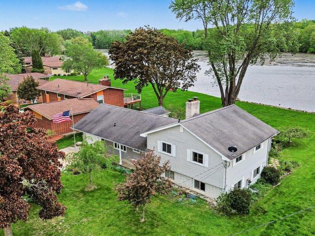 937 Riverview Drive