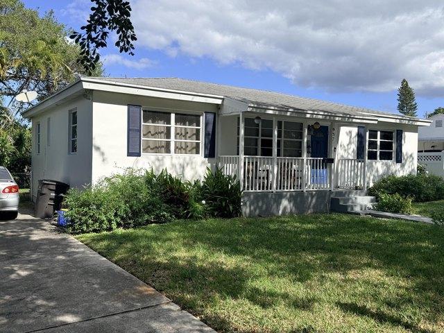 937 Upland Rd, West Palm Beach, FL 33401