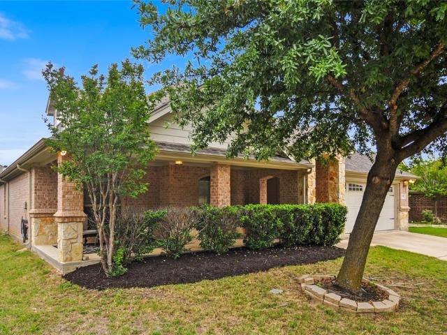 937 Yucca Ct, Burleson, TX 76028 | MLS #21240 | Compass