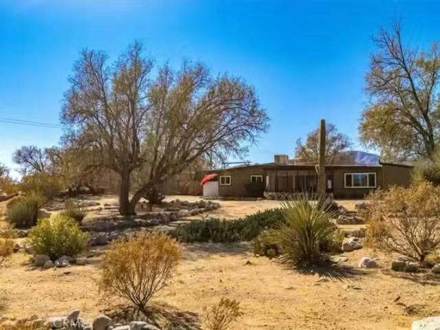 9384 PIEDRAS TRL, MORONGO VALLEY, CA 92256 Single Family Resid.