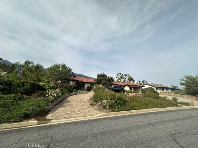 9388 Valley View