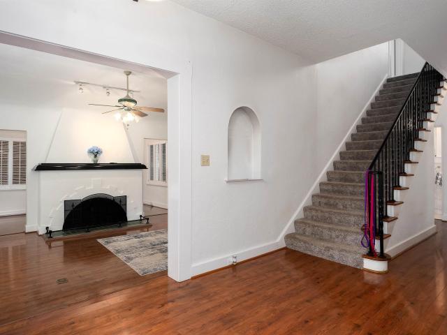 938 Conroy Road