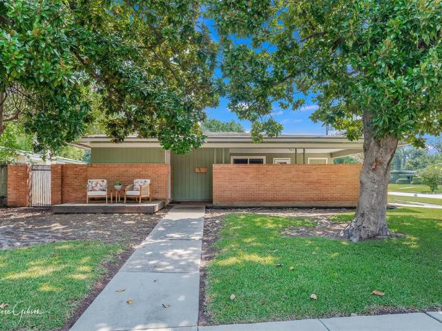 938 Captain Shreve Drive