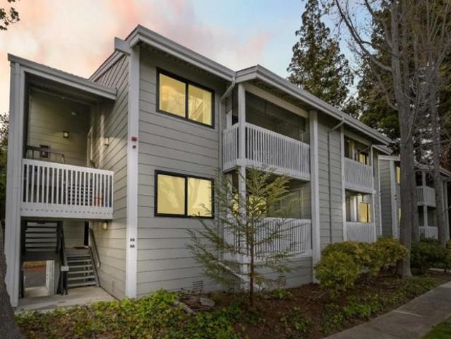 938 Clark Ave 2, Mountain View, CA 94040