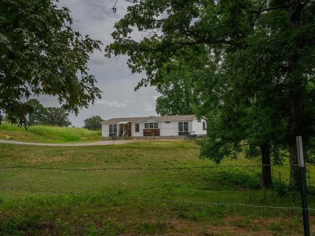 938 Ballpark Rd, Mount Ida, AR 71957