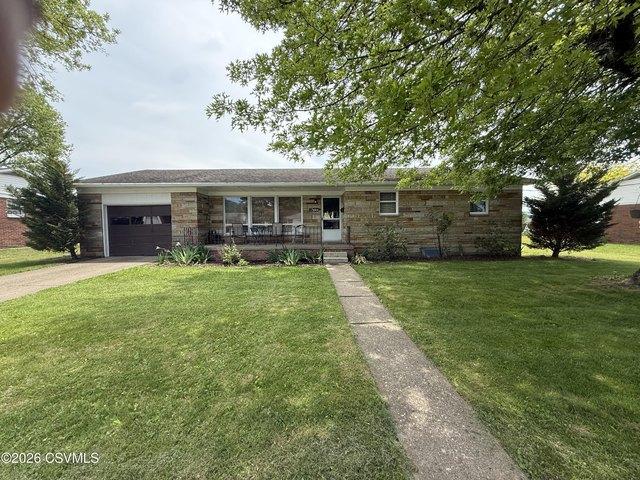 938 Belair Dr, Berwick, PA 18603
