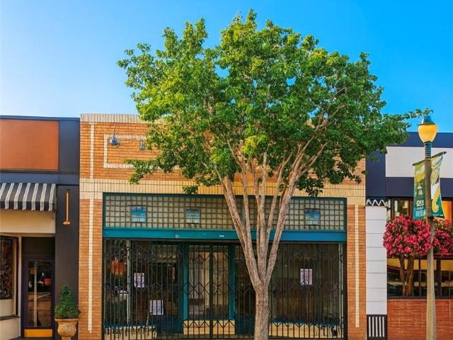 938 E Main Street