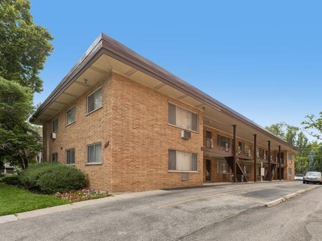 938 Ontario St Apt 10, Oak Park, IL 60302