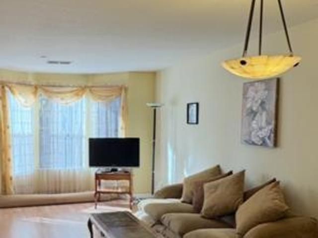 938 La Mesa Terrace E