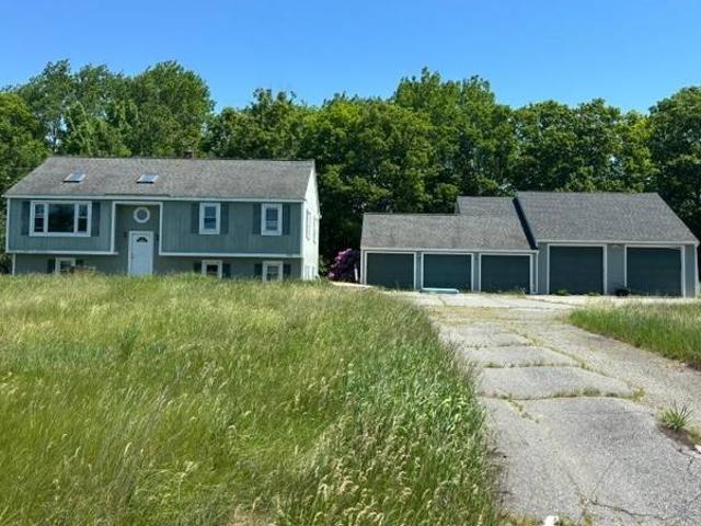 938 Lakins Rd, Stetson, ME 04488