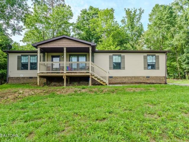 938 Mountain View St, Pigeon Forge, TN 37863