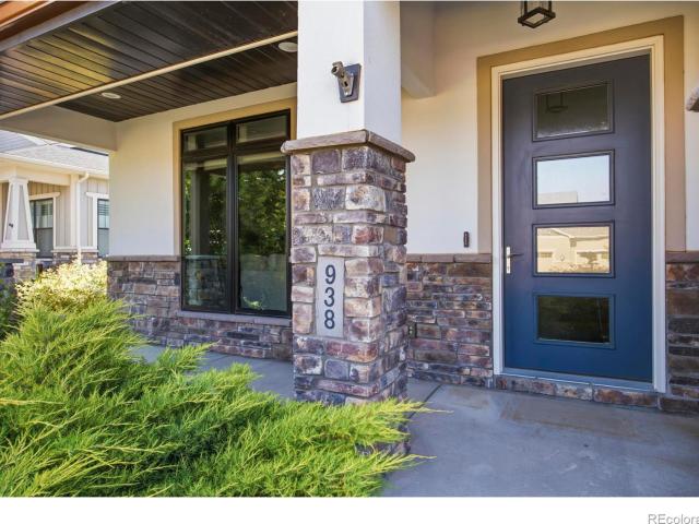 938 Signal Court