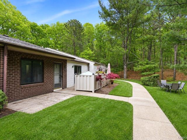 938 Skyline Drive